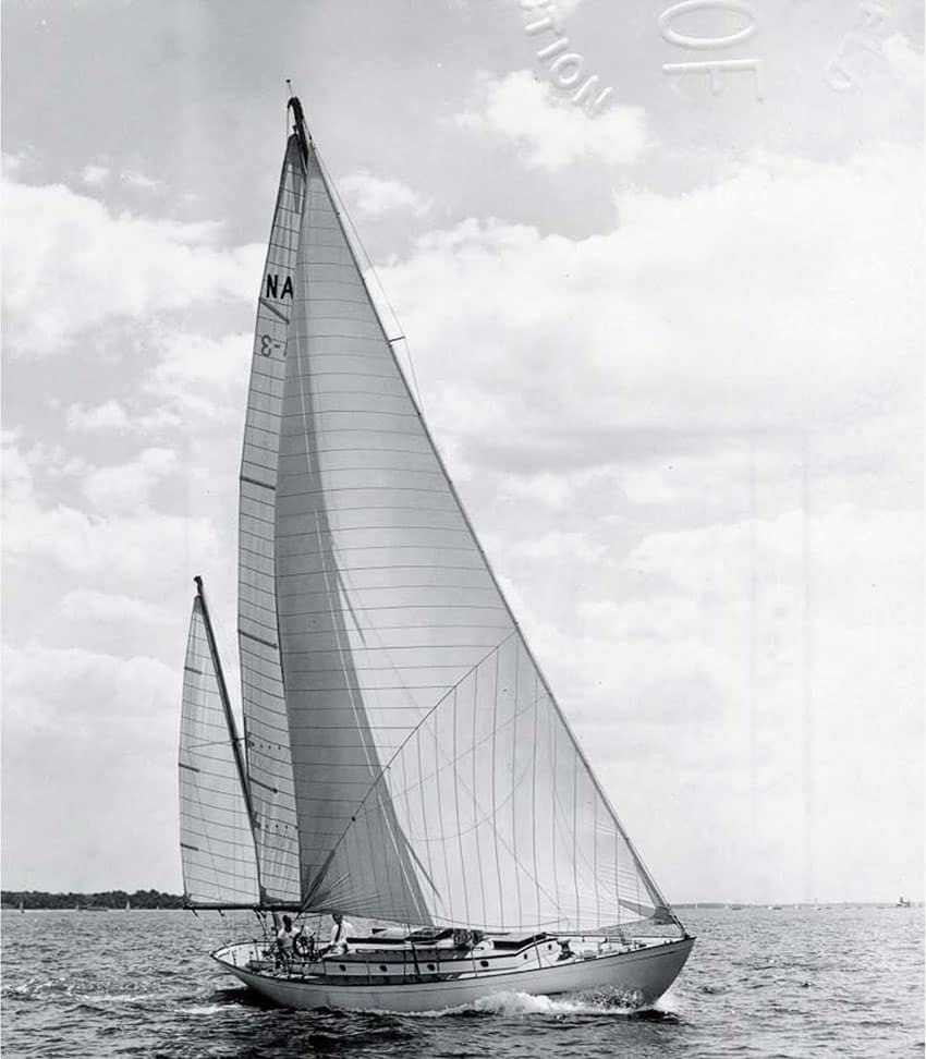 Photo Gallery Of Resolute, A Classic Wooden Sailing Yacht